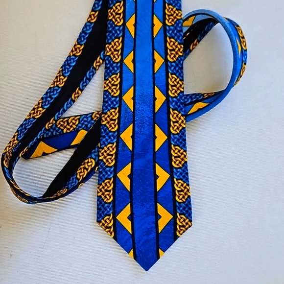 Rush Limbaugh | Accessories | Rush Limbaugh No Boundaries Collection ...